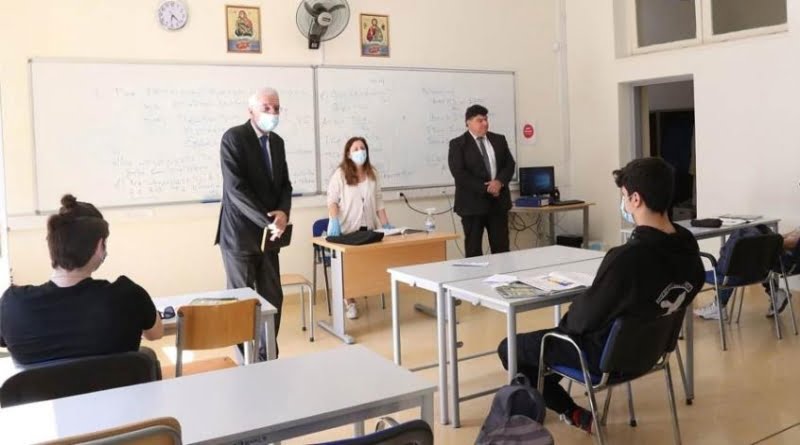 He gave clarifications about the written examination of Physics in the ...